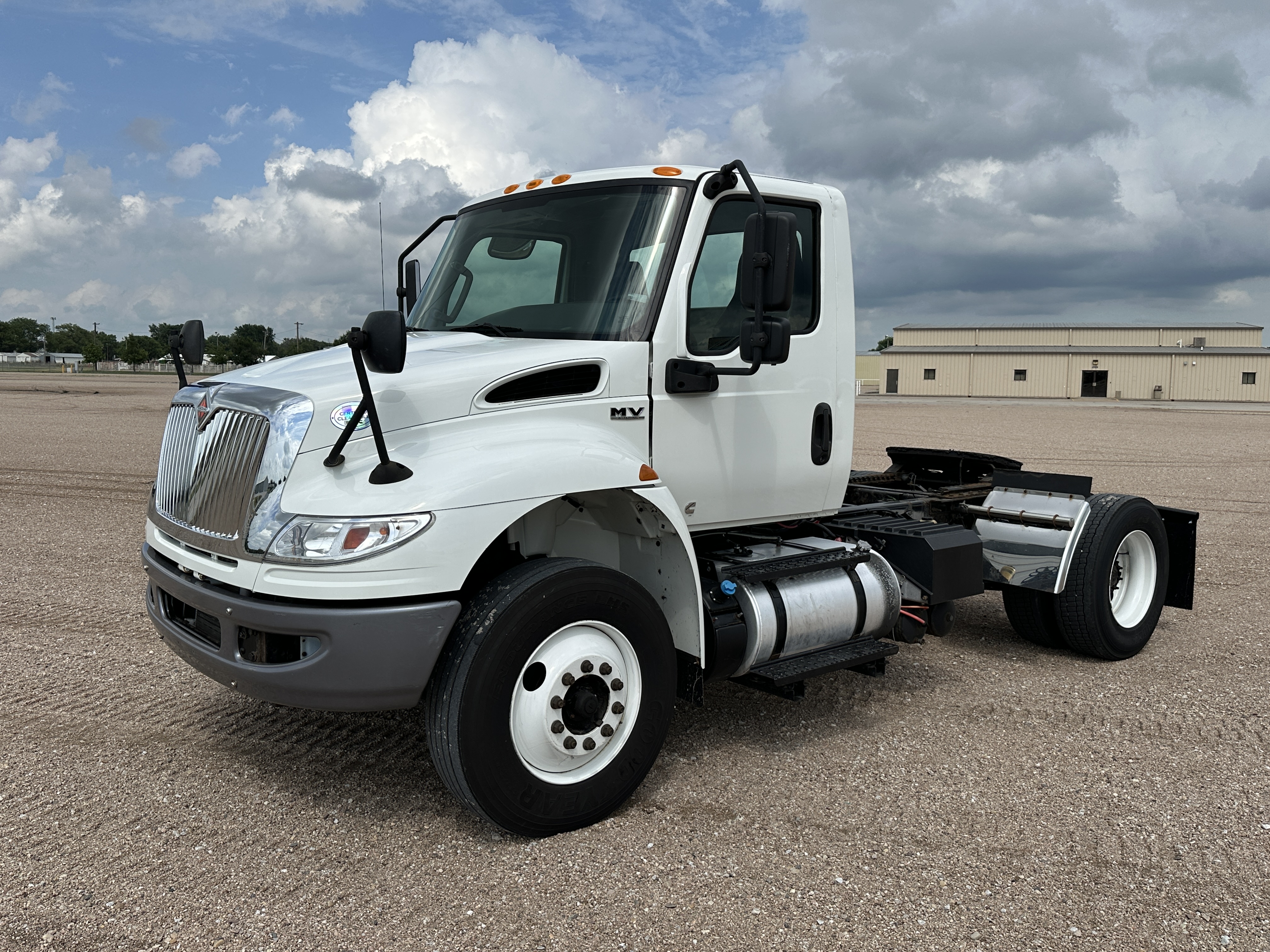 2020 International MV Single Axle